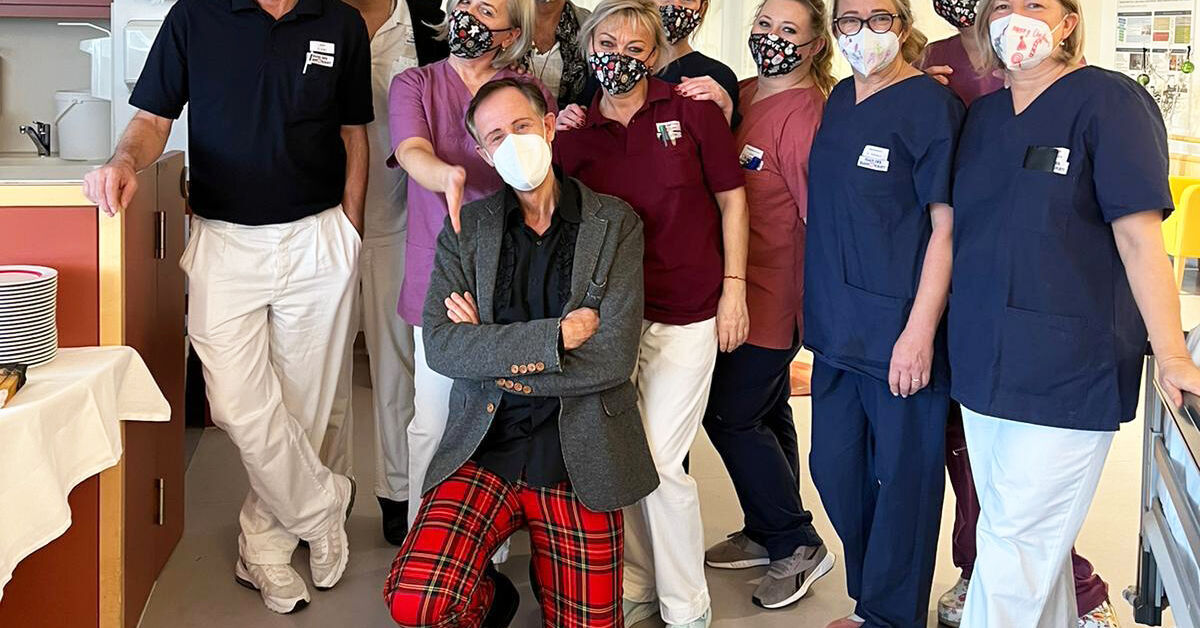 Fröhliche Weihnachten mit René Rumpold im Haus der Barmherzigkeit